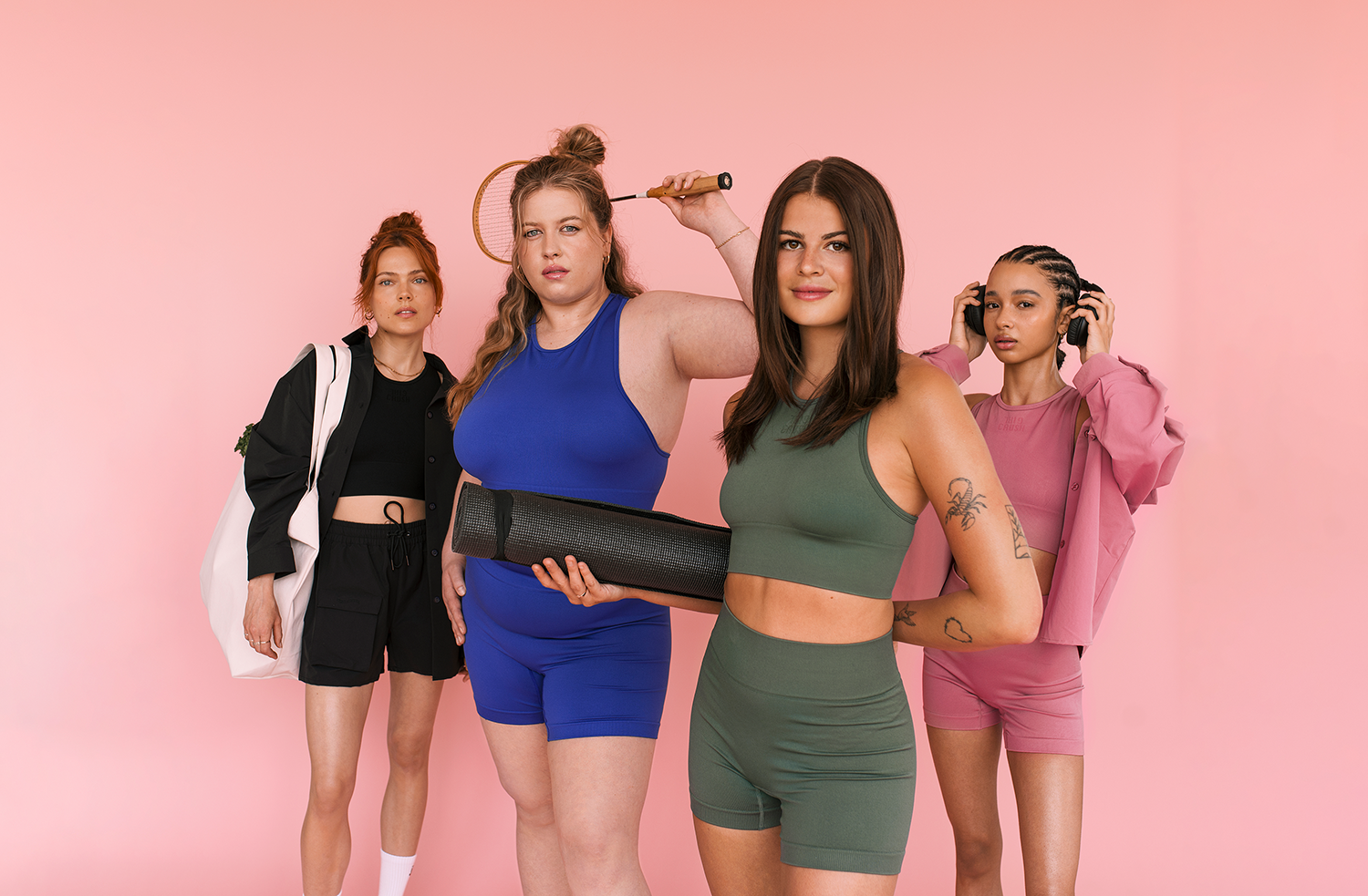 The seamless capsule – Girl Crush Inc.